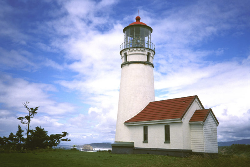 Super-Scenic Lighthouses - Sunset Magazine