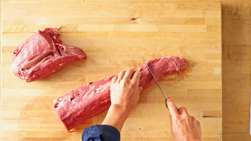 How to Trim a Whole Beef Tenderloin - Sunset Magazine