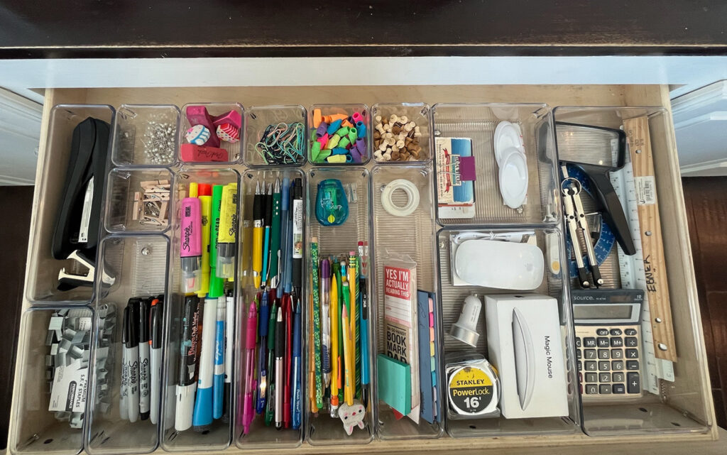 This Is How to Get Your Junk Drawer Organized – Sunset Magazine