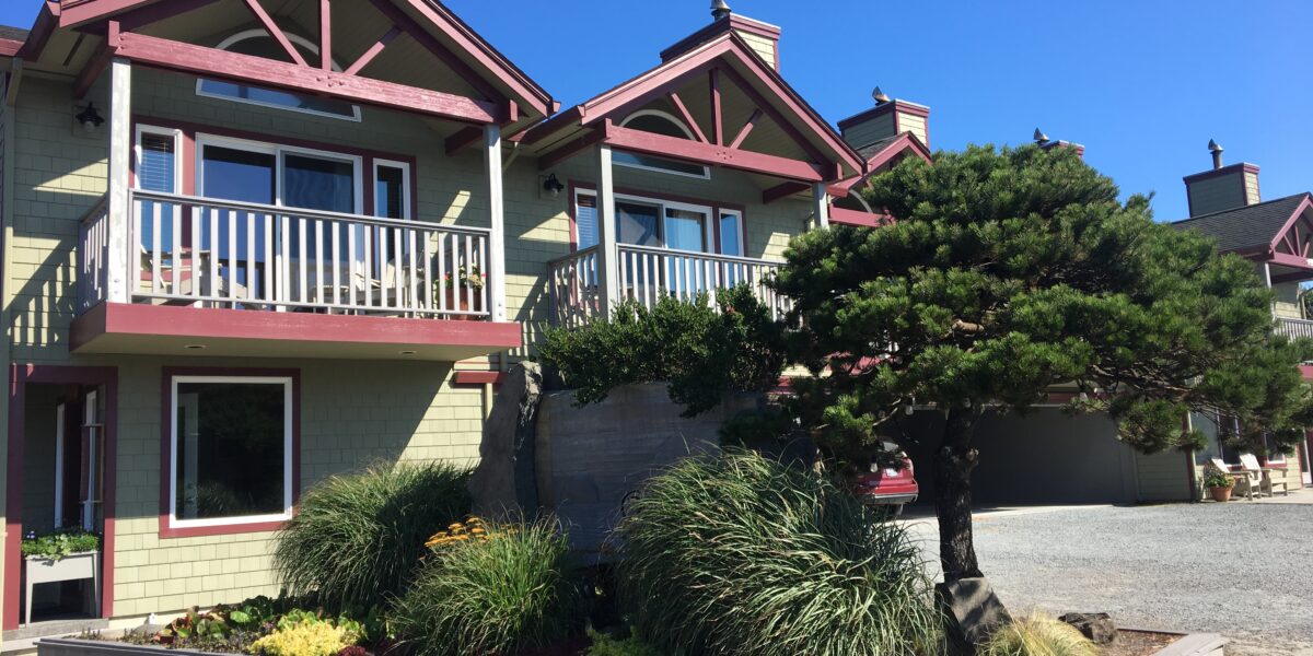 Ocean Inn - Sunset Magazine