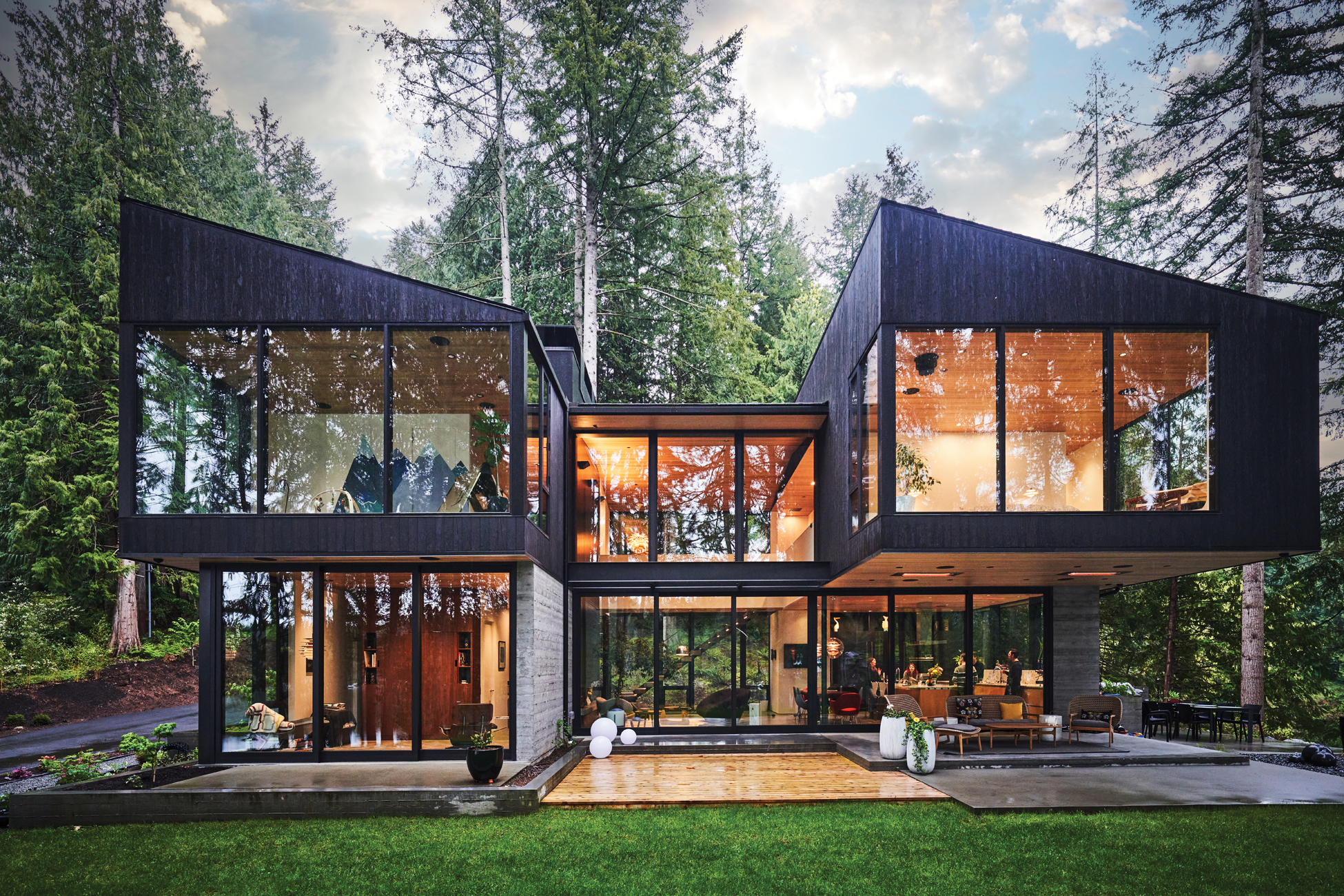 Ultra Modern House Exterior