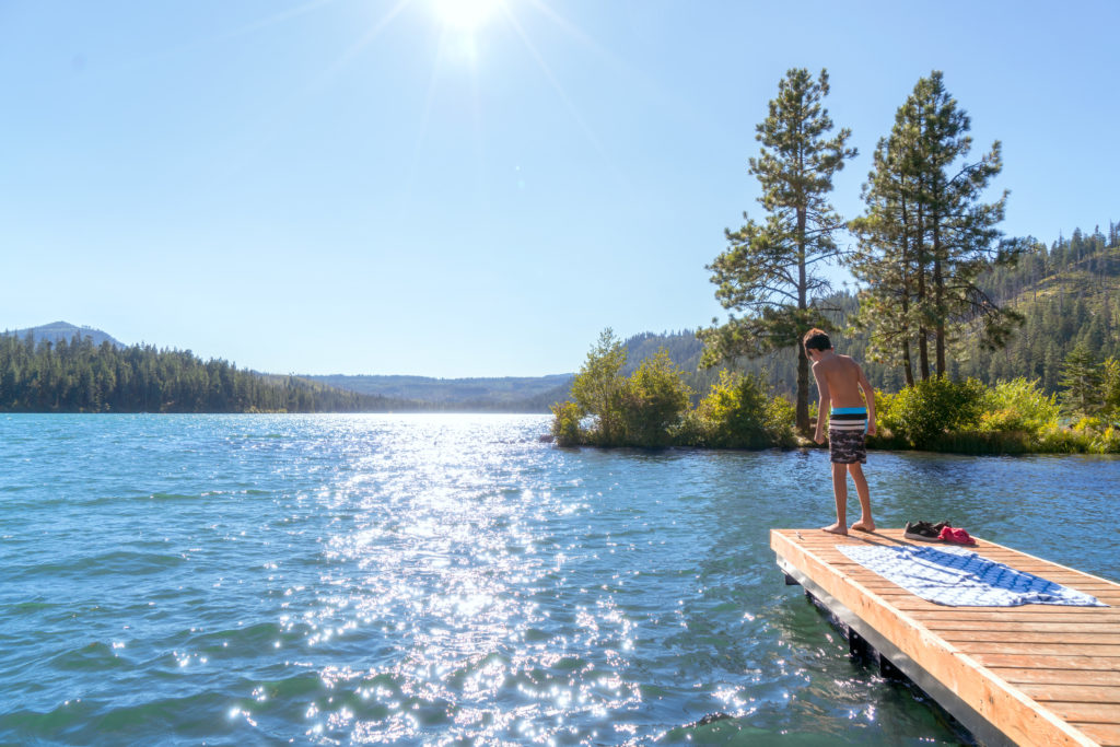 Reviving a Family Vacation Tradition on Oregon's Suttle Lake - Sunset ...