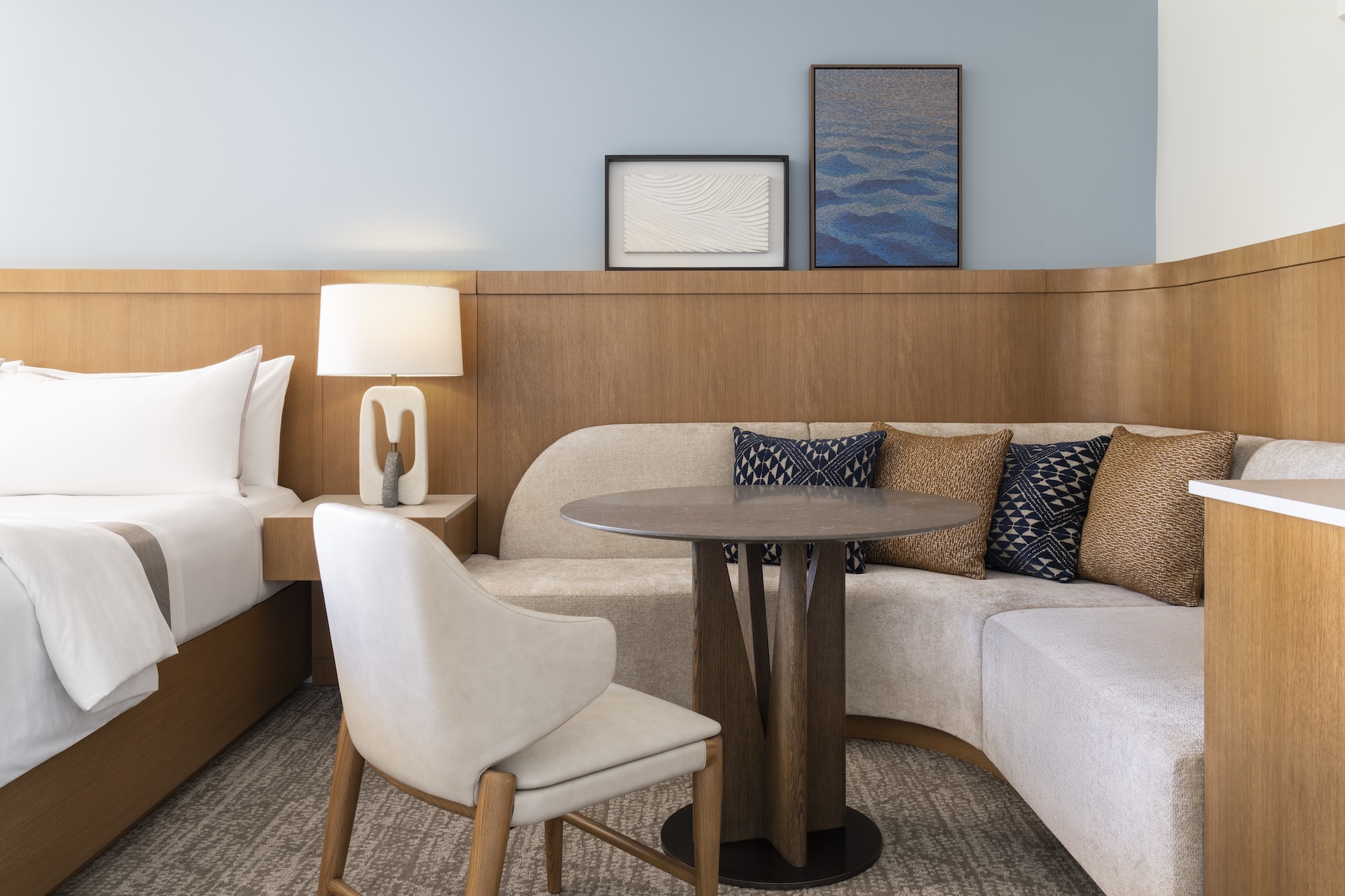 Moana Surfrider, A Westin Resort and Spa - Sunset Magazine